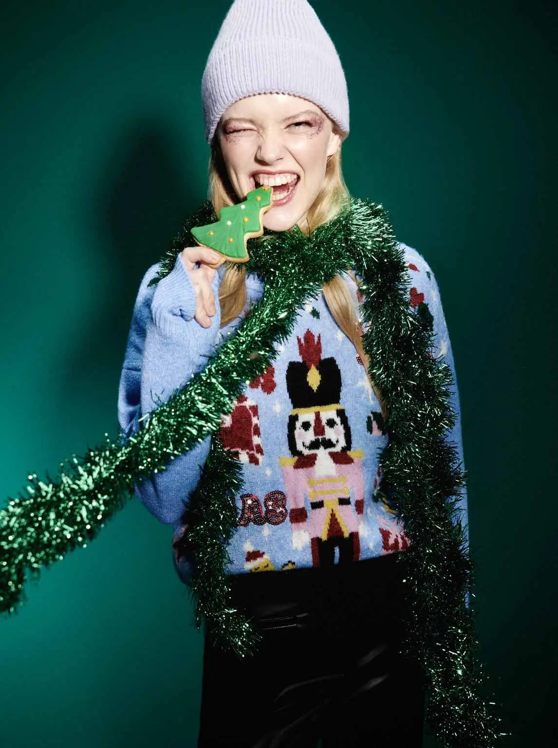 LEFTIES XMAS COLLECTION presenta los UGLY SWEATERS más divertidos para ...